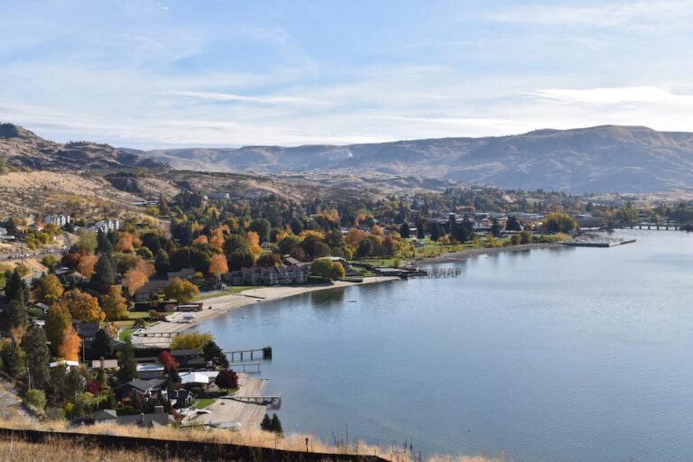 First-Time Visitors Guide to Lake Chelan WA